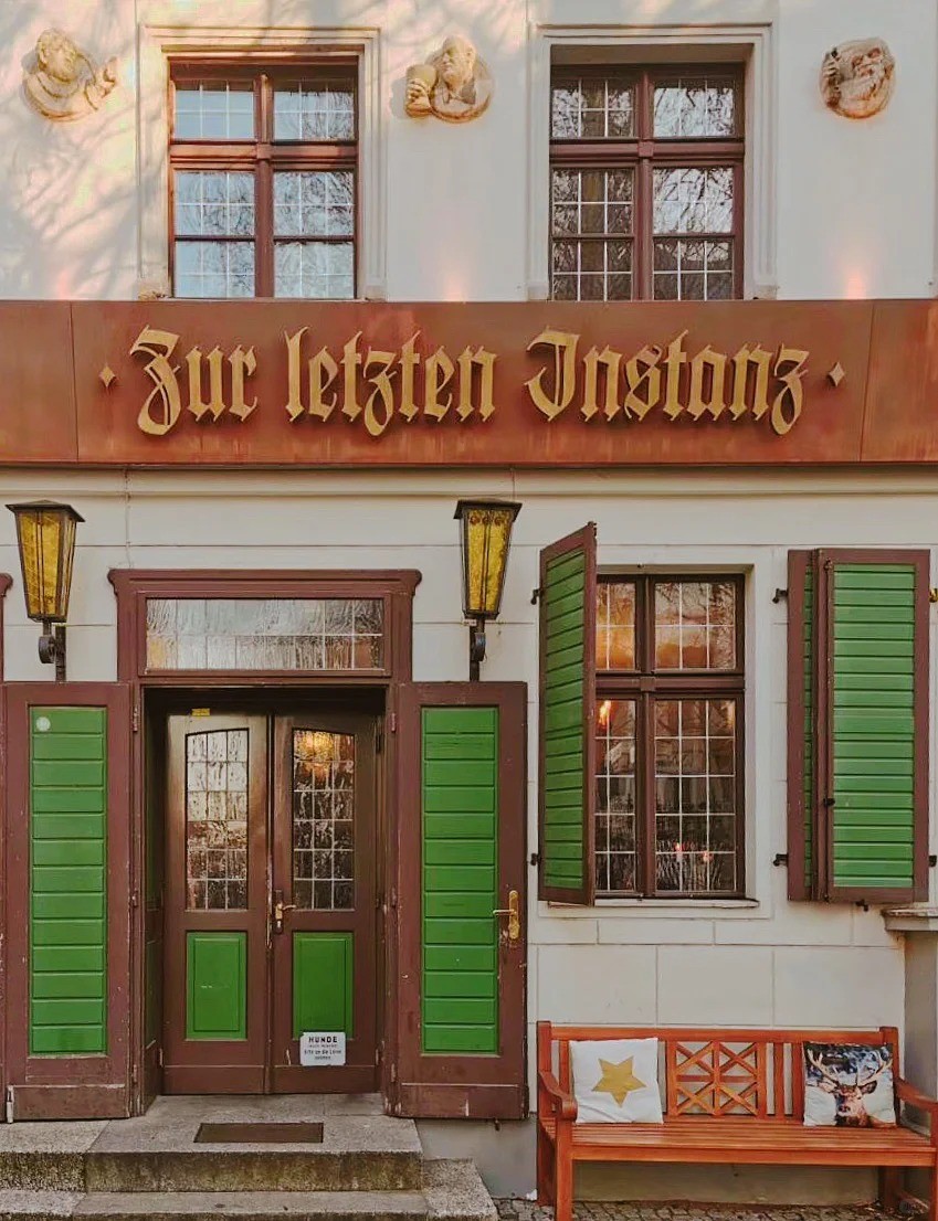 🍴 The 400-Year-Old Restaurant Where Napoleon Dined by Claire Lefèvre ...