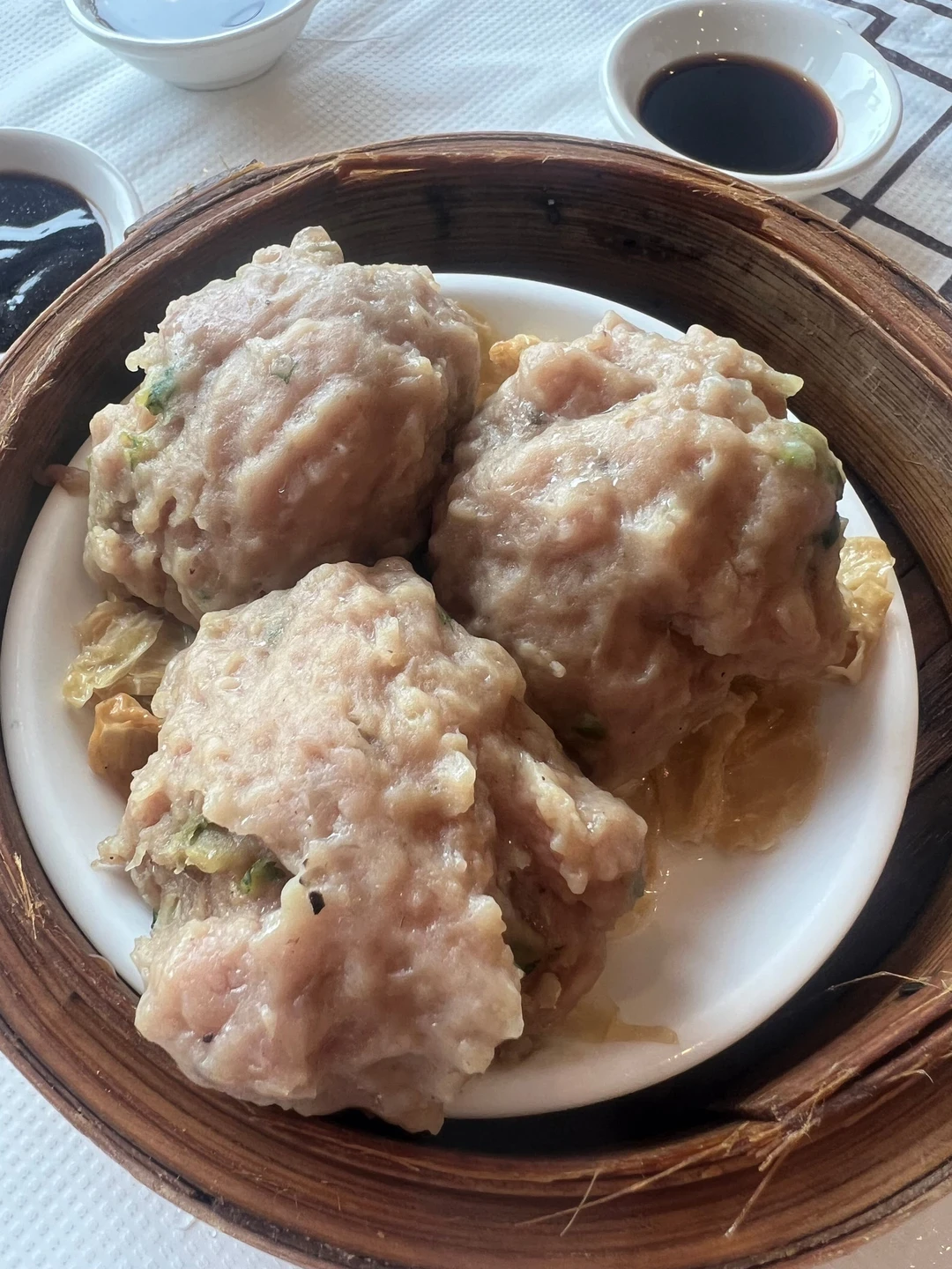 🥢 Traditional Dim Sum at Phoenix Restaurant! 🏮 by Beatrice Manon ...
