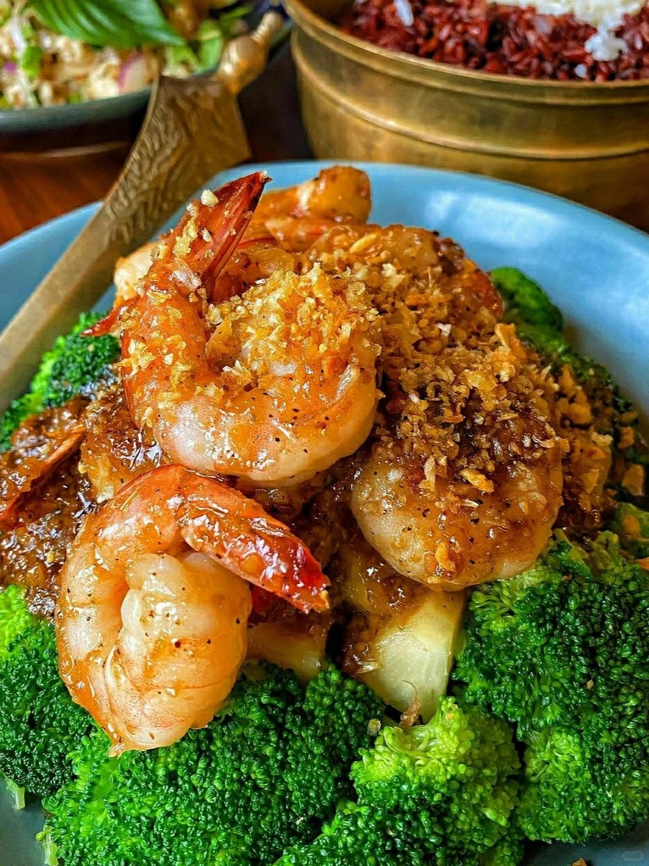 This Thai restaurant in Seattle is a must-visit for Asian food lovers ...